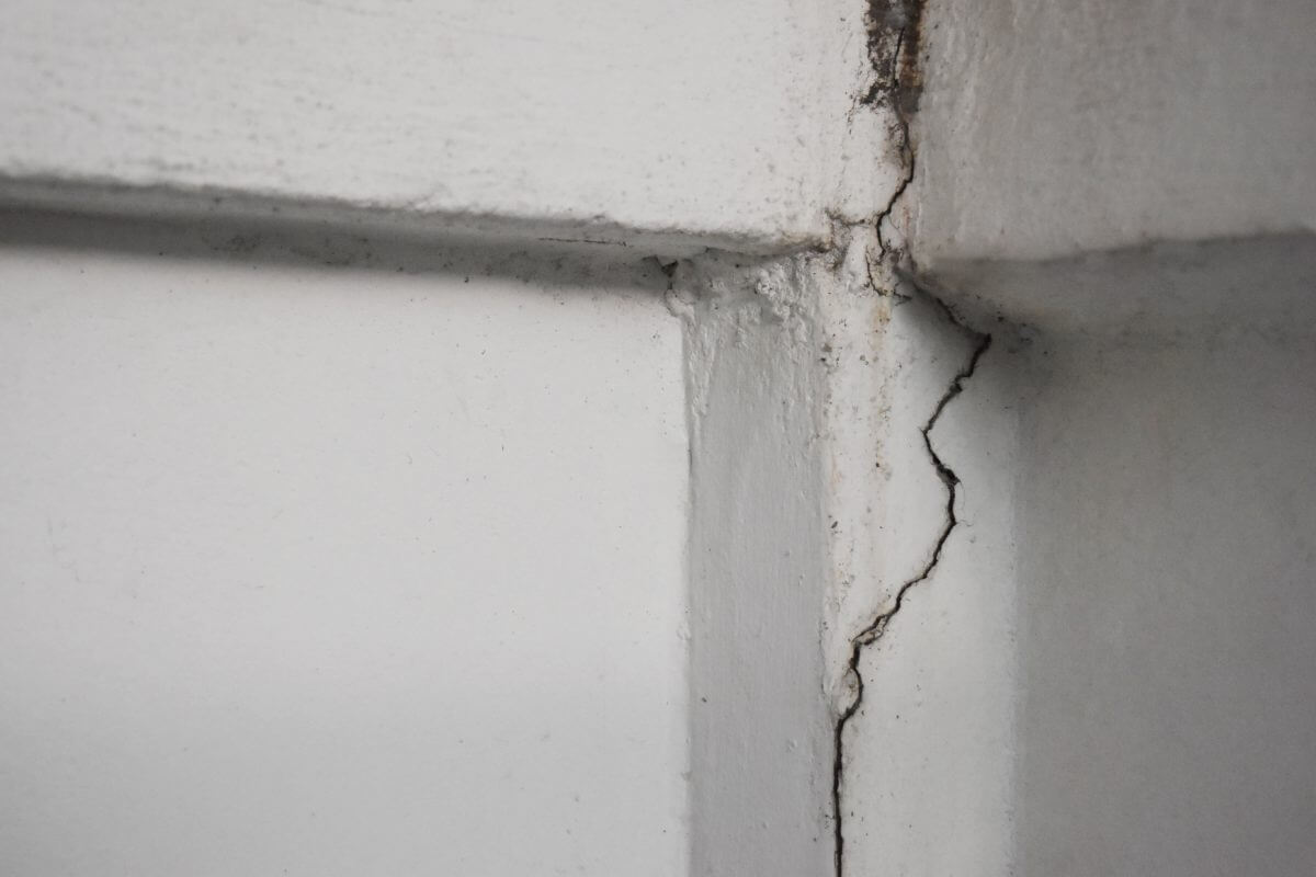 Causas de las grietas en paredes: descubre las más habituales
